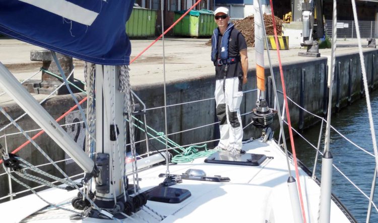 4 Essential Sailing Maneuvers