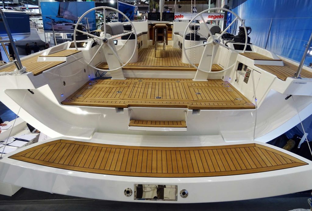 Franco Corazza & Matteo Polli on the Italia Yachts 15.98 – no-frills ...