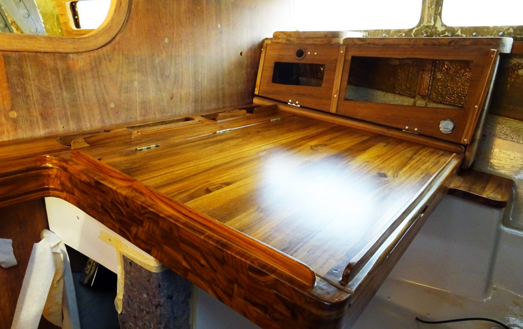 Assembly of a new Chart Table.