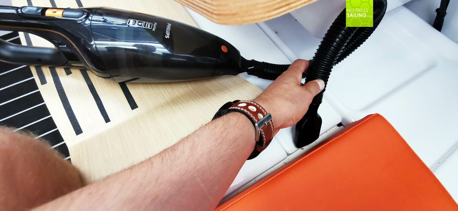 Skipper´s Essentials: Handheld Vacuum – no-frills-sailing.com