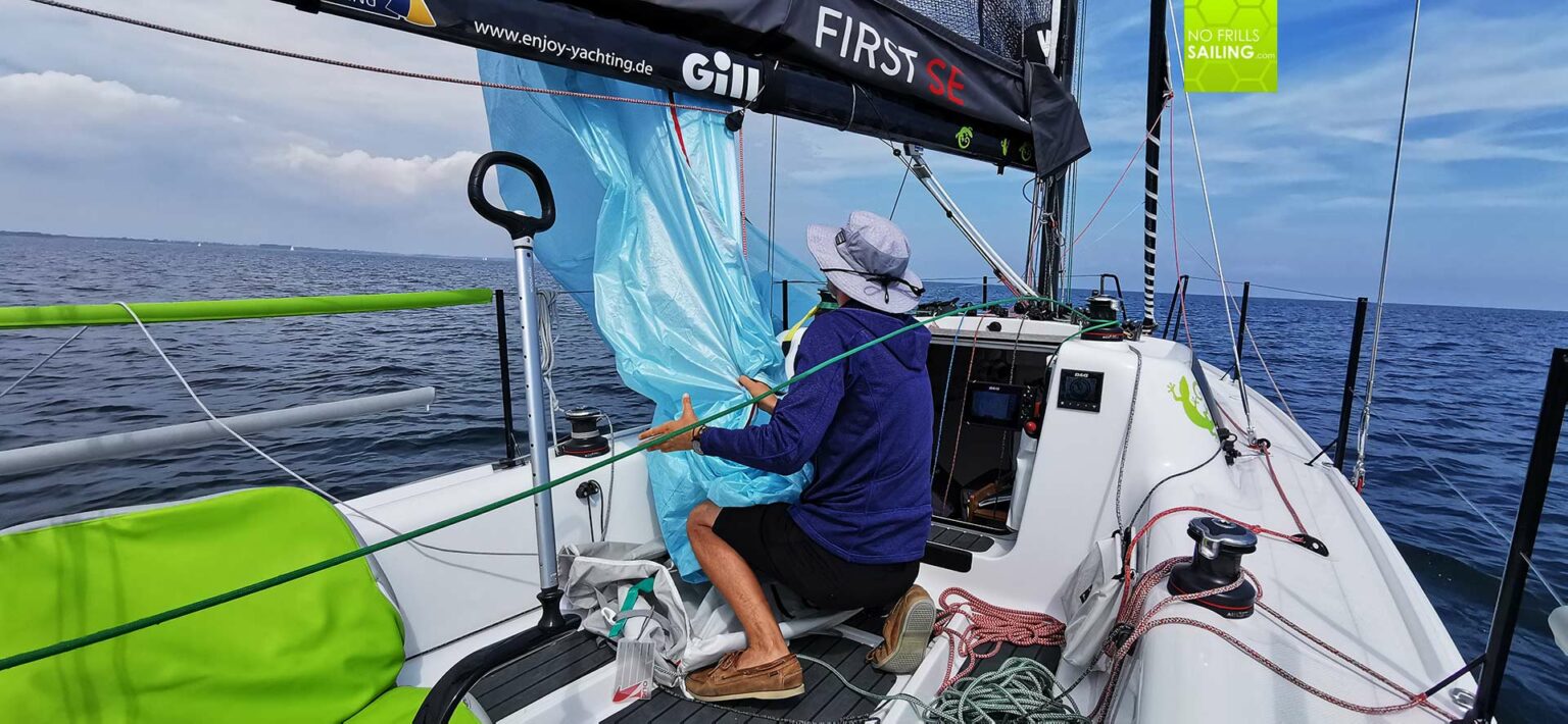 Single Hand Gennaker Retrieval: Step by Step