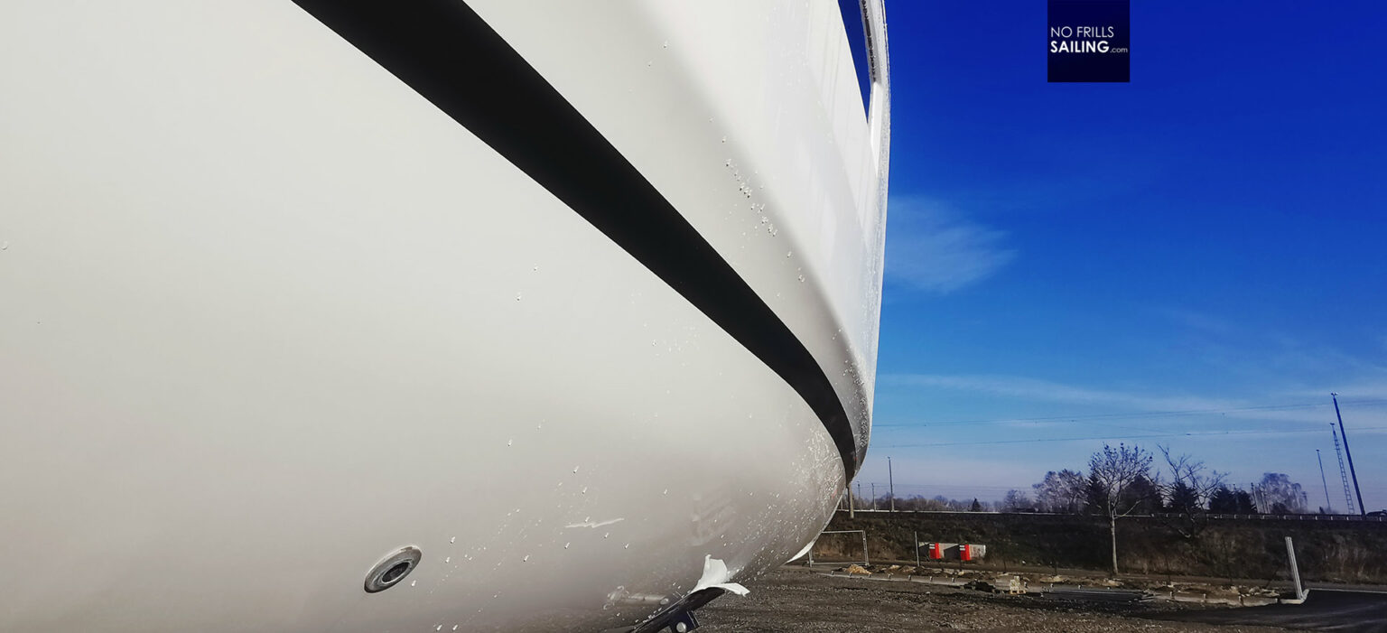 How modern hull-design creates volume – no-frills-sailing.com