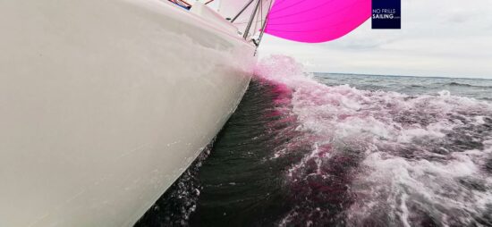 Sailing the Vector Mini 6.5