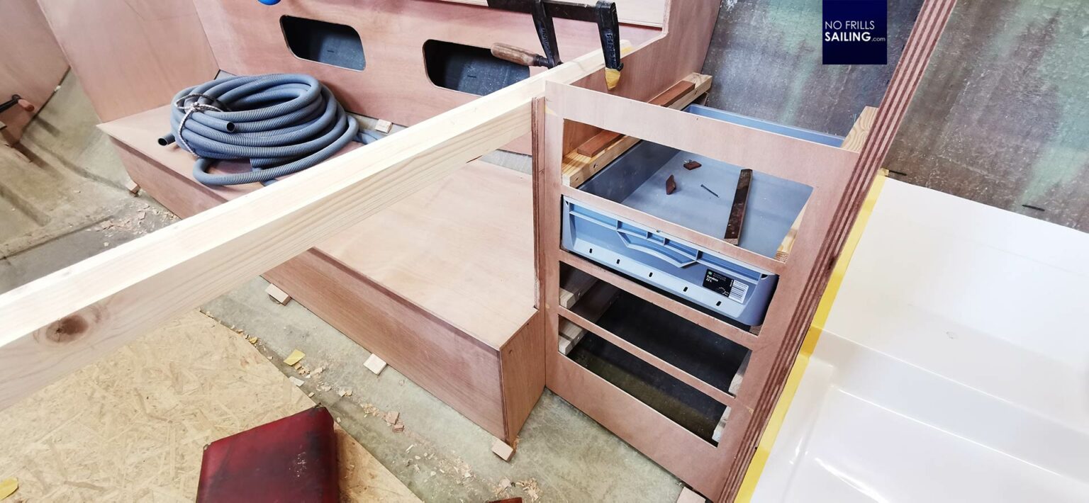 Bulkhead fitting – no-frills-sailing.com