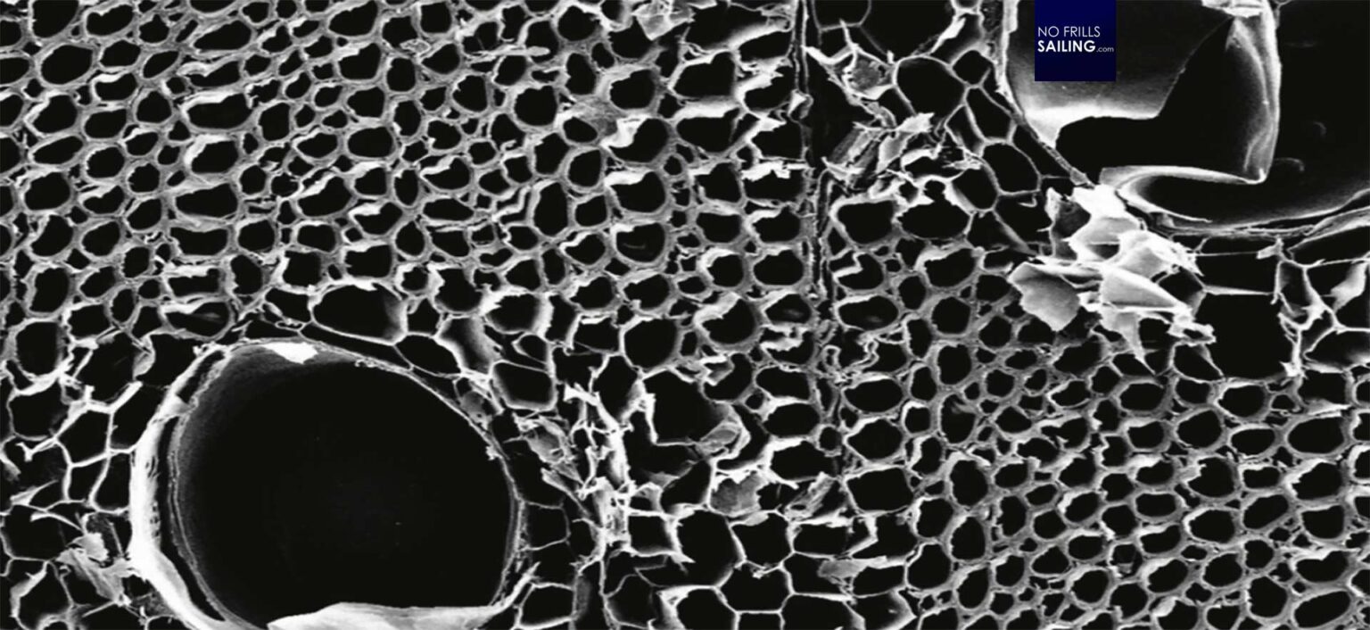 Balsa sandwich in boat building