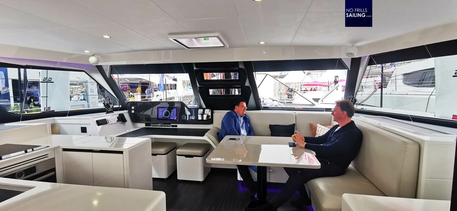 HH44 Catamaran: The sailing TIE-Fighter