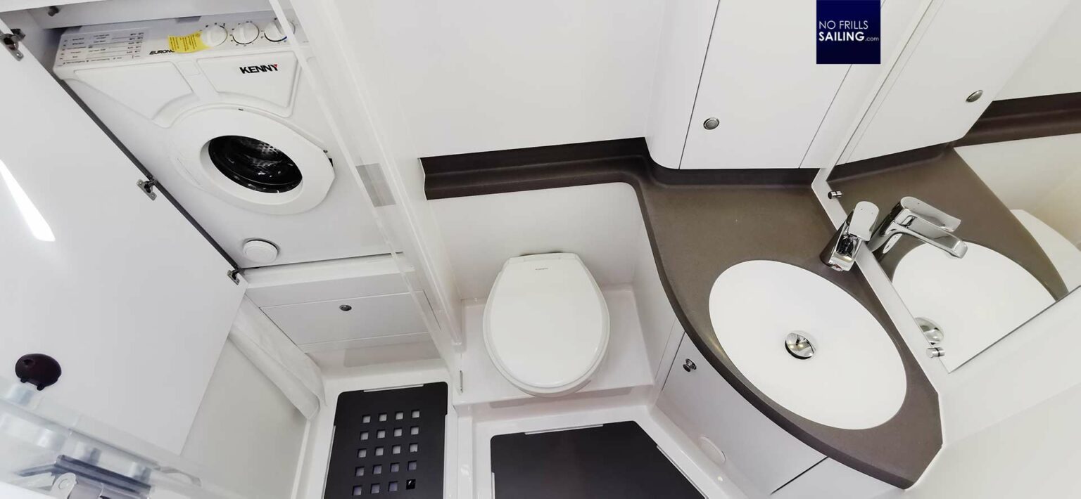 Najad 451 CC – Compact long distance cruising